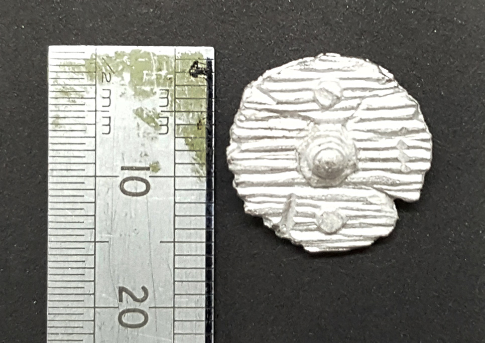 SC101 Undead Battered Woodgrain Shield (12) | SC101 | Gripping Beast